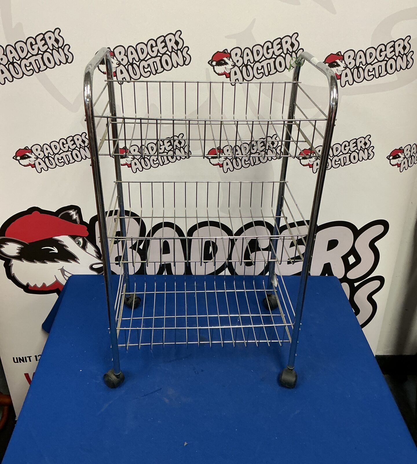 Stainless Steel Wheeled Storage unit – Badgers Auctions