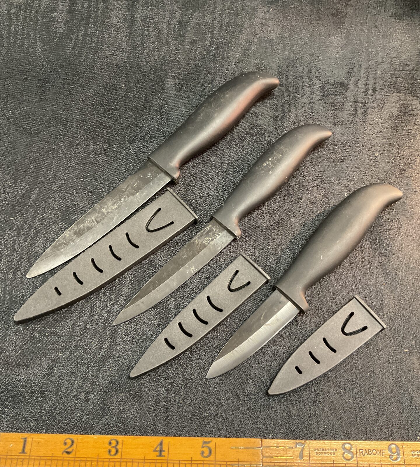 Three Kitchen Knives – Badgers Auctions
