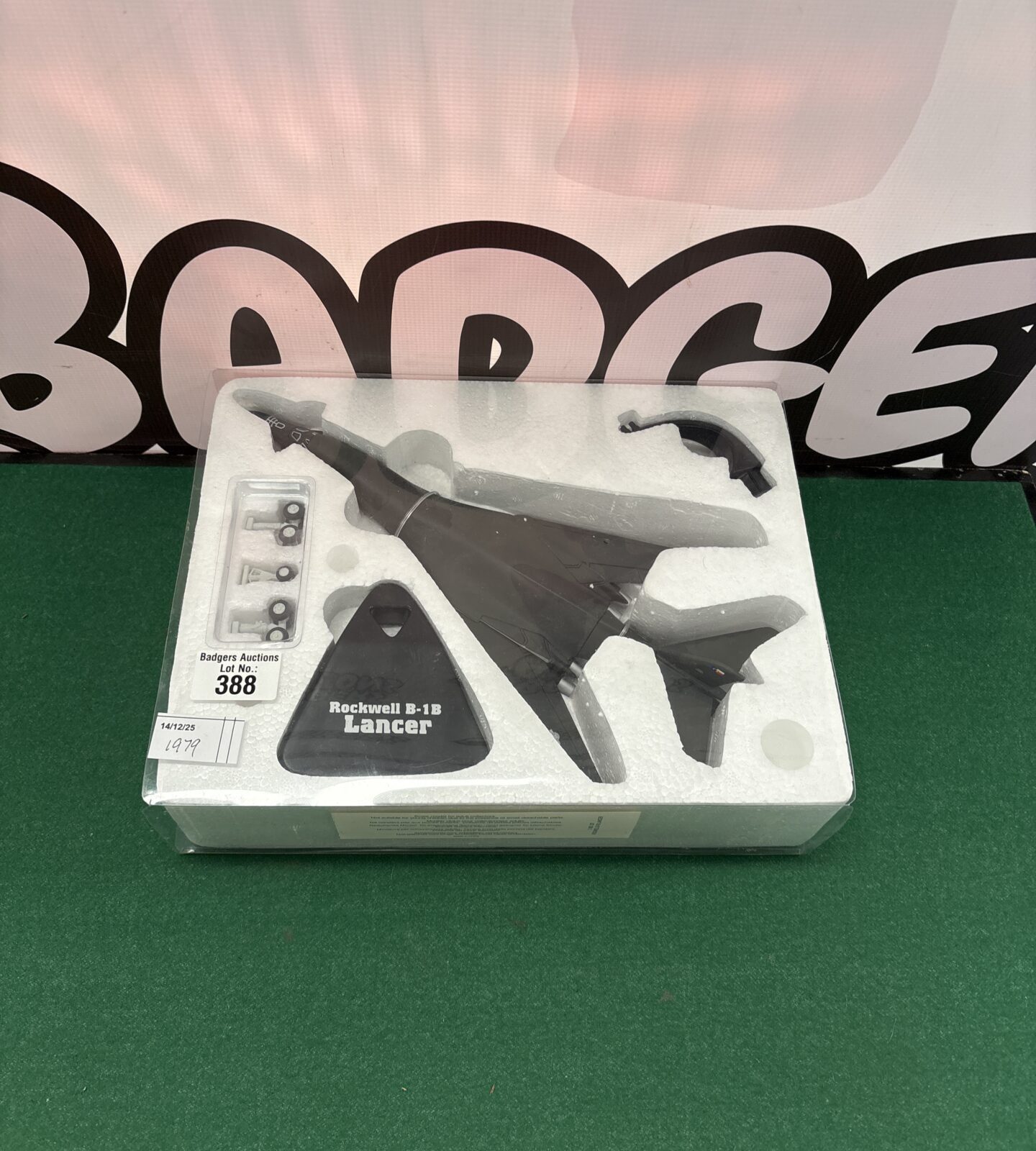 Military Giants of the sky Rockwell B – 1B Lancer model – Badgers Auctions