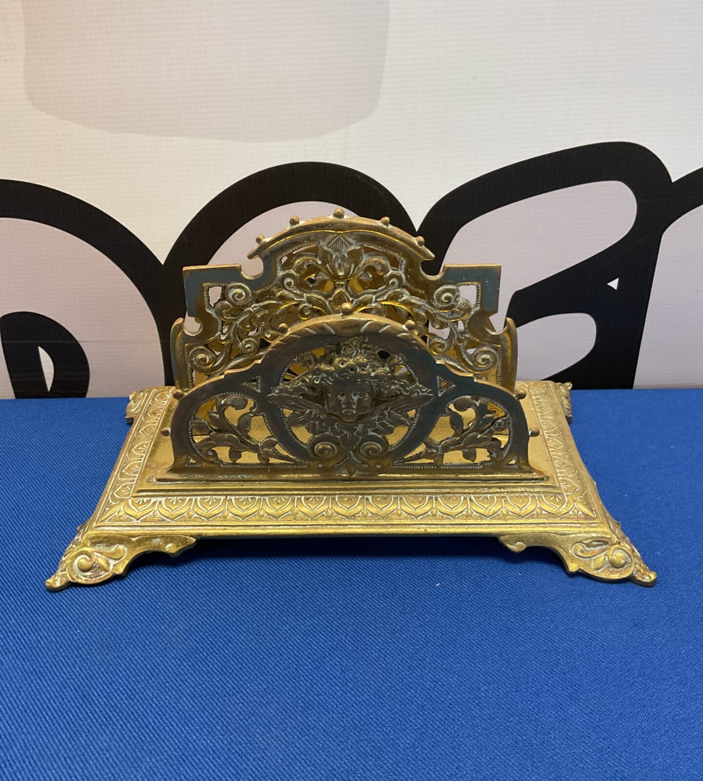 Vintage british made brass cherub letter rack – Badgers Auctions