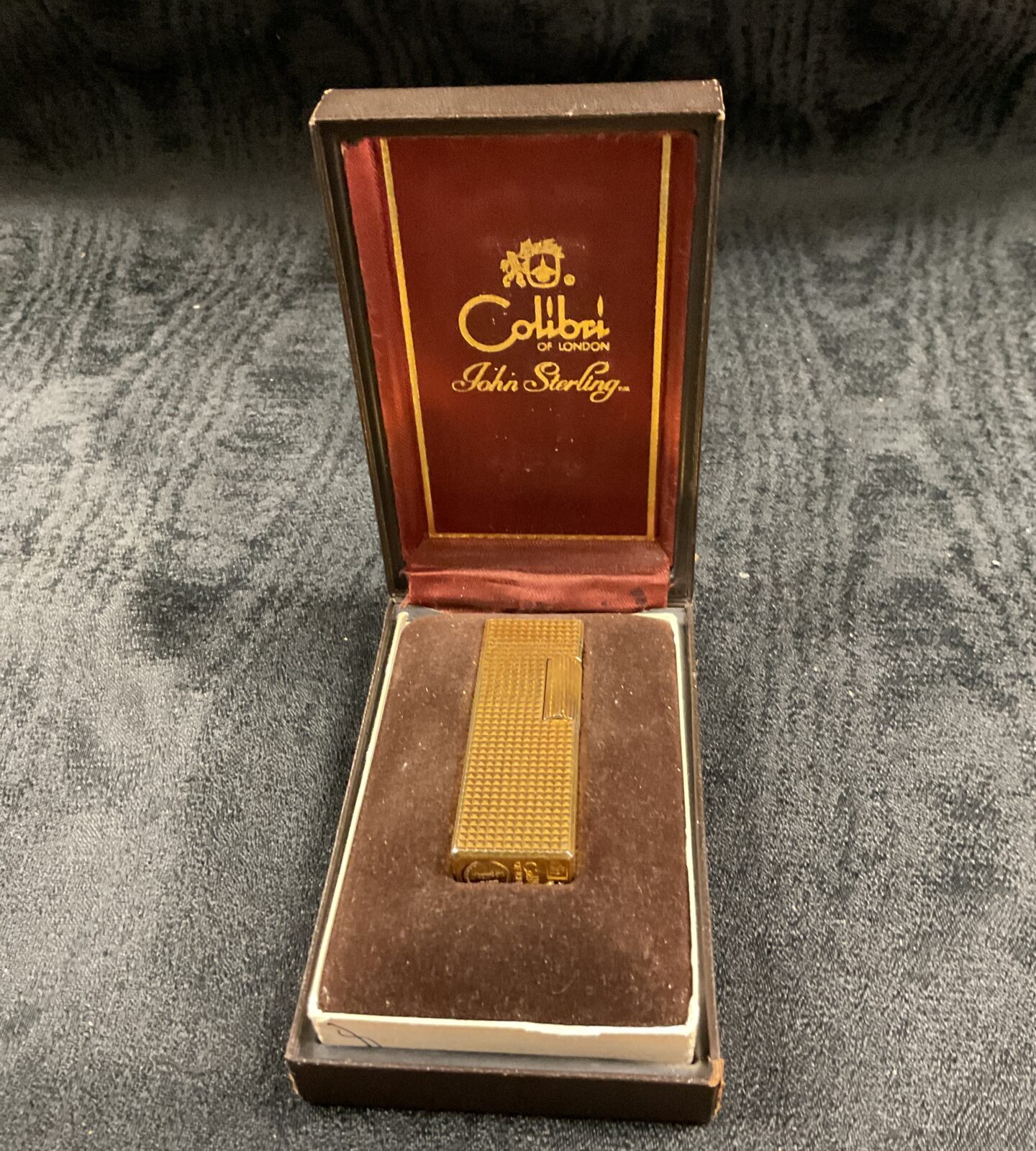Colibri gas cigarette lighter in original case – Badgers Auctions