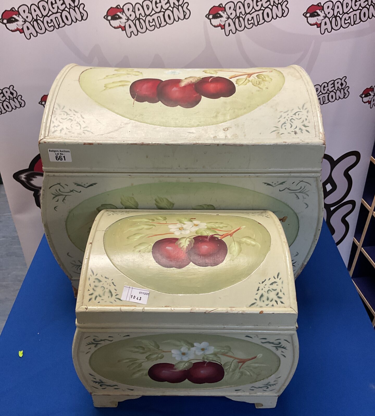 2 decorative artisan chests – Badgers Auctions