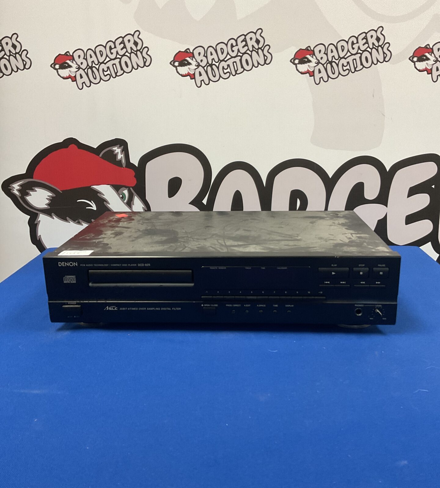 Denon PCM audio technology/CD player DCD-825 – Badgers Auctions