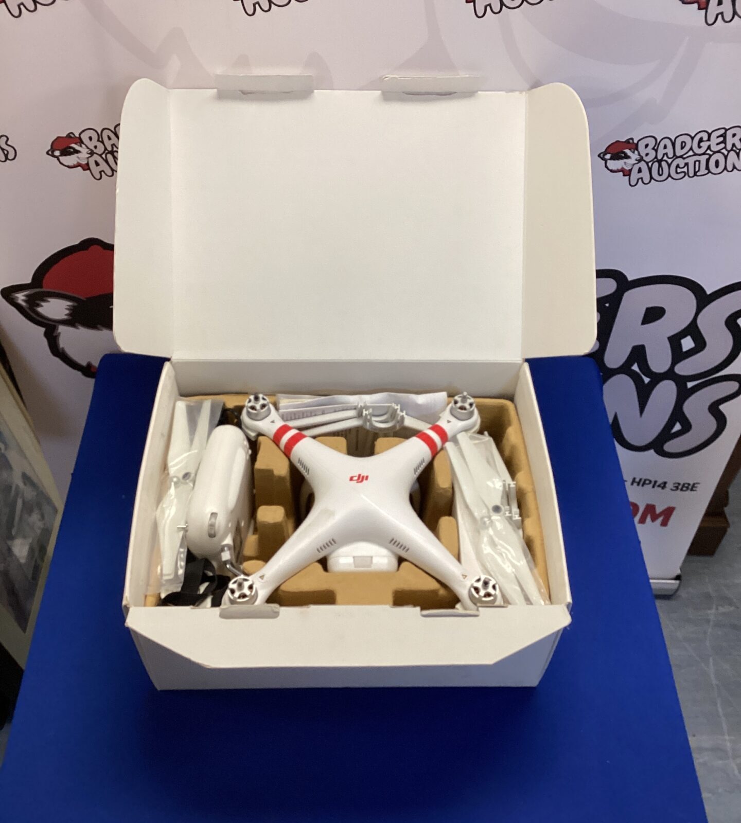 DJI Phantom 2 camera drone – Badgers Auctions