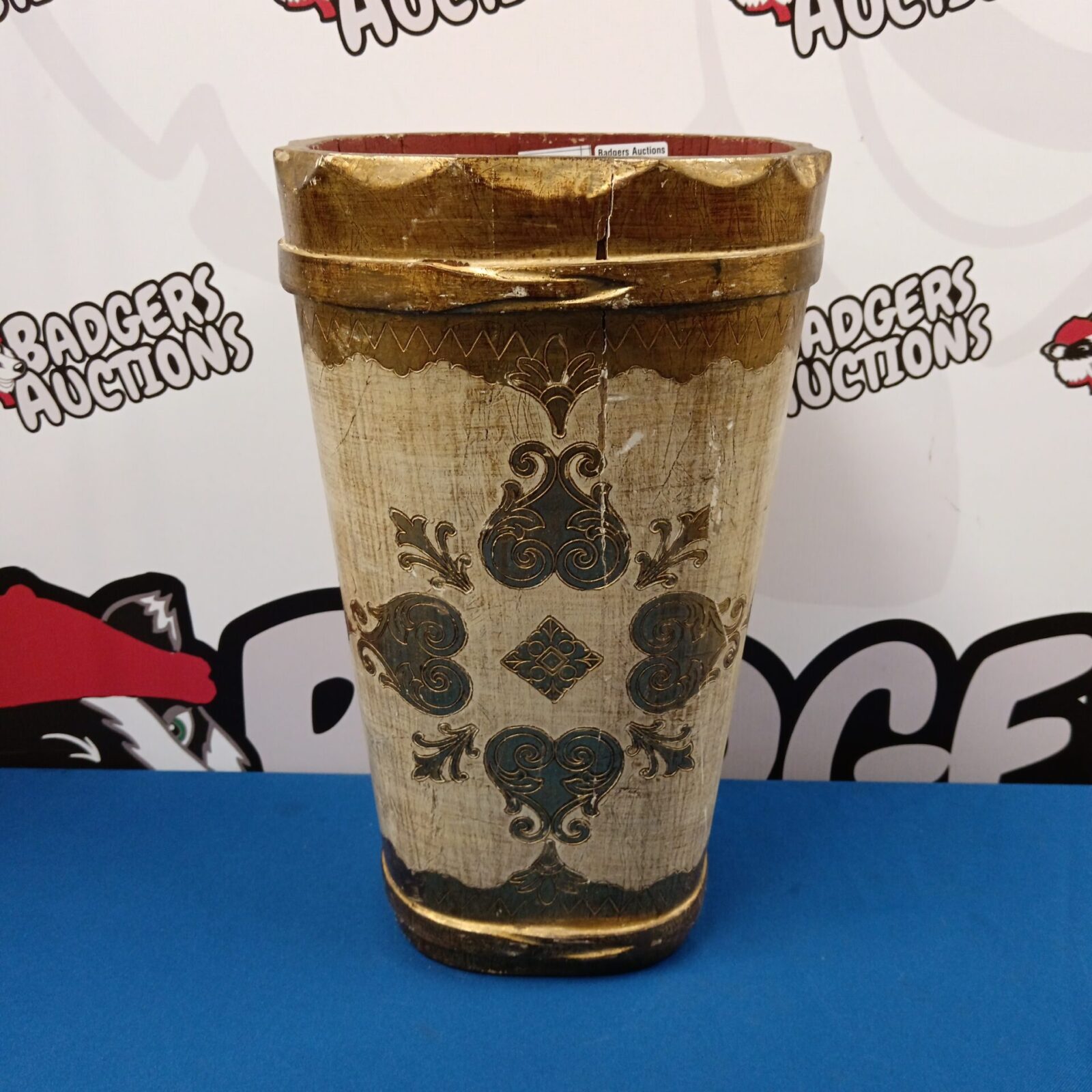 Decorative wooden gilded stick stand 42cm tall – Badgers Auctions