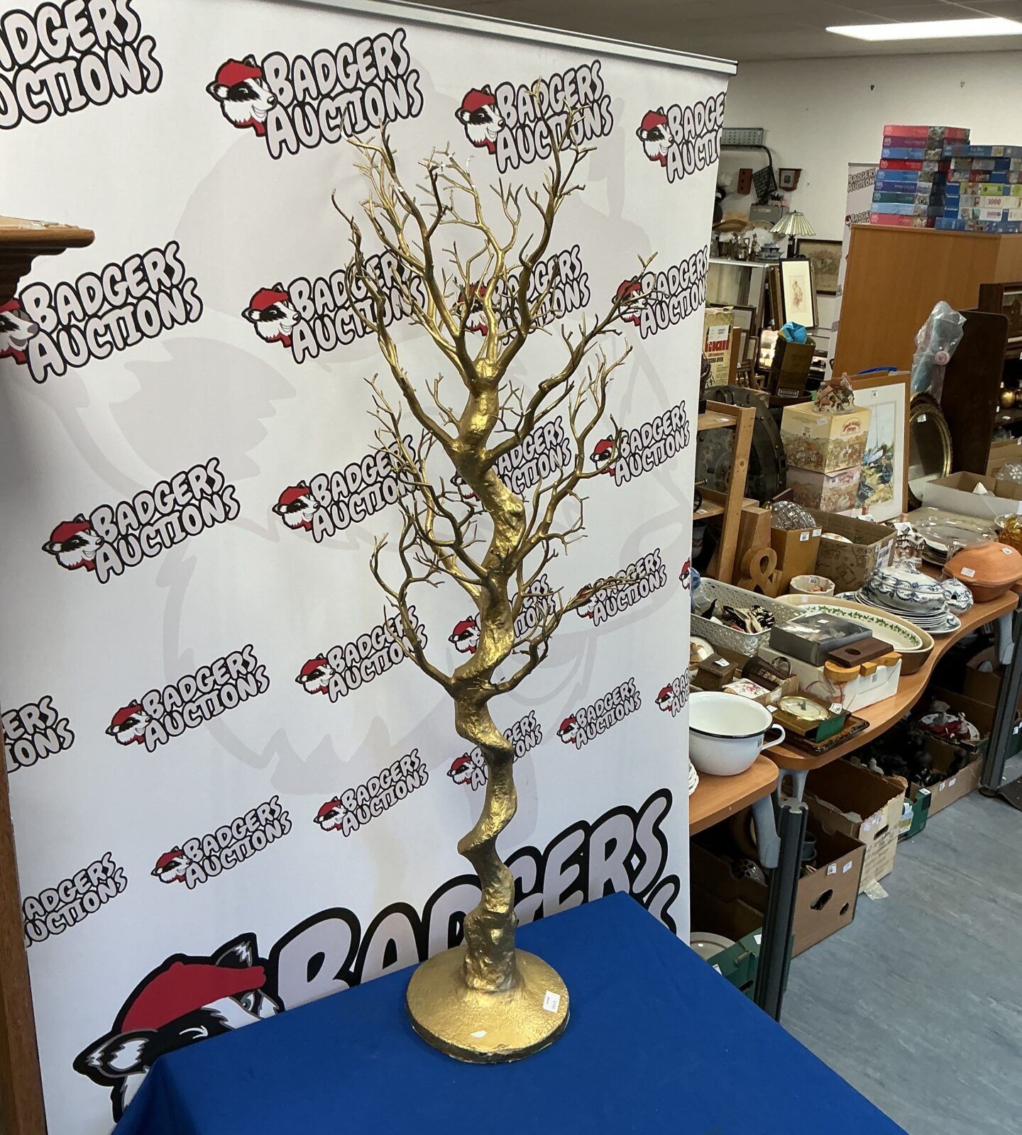 Gold Wishing Tree – Badgers Auctions