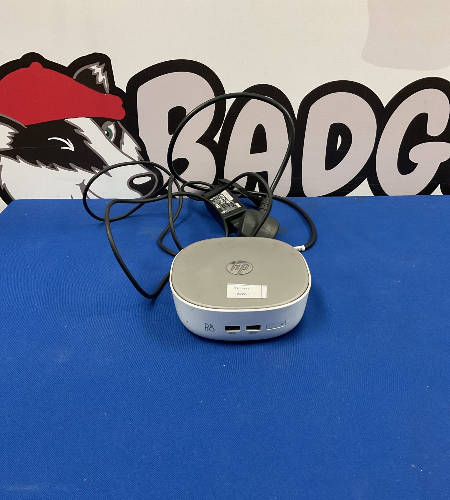 HP B&O Pavillion mini desktop model 300-230 – Badgers Auctions