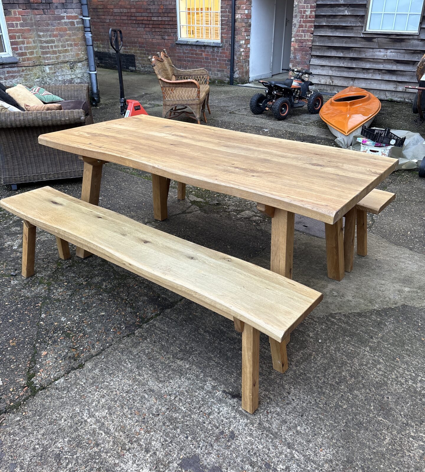 Large rustic oak table and benches 71 x 29.5 inches – Badgers Auctions