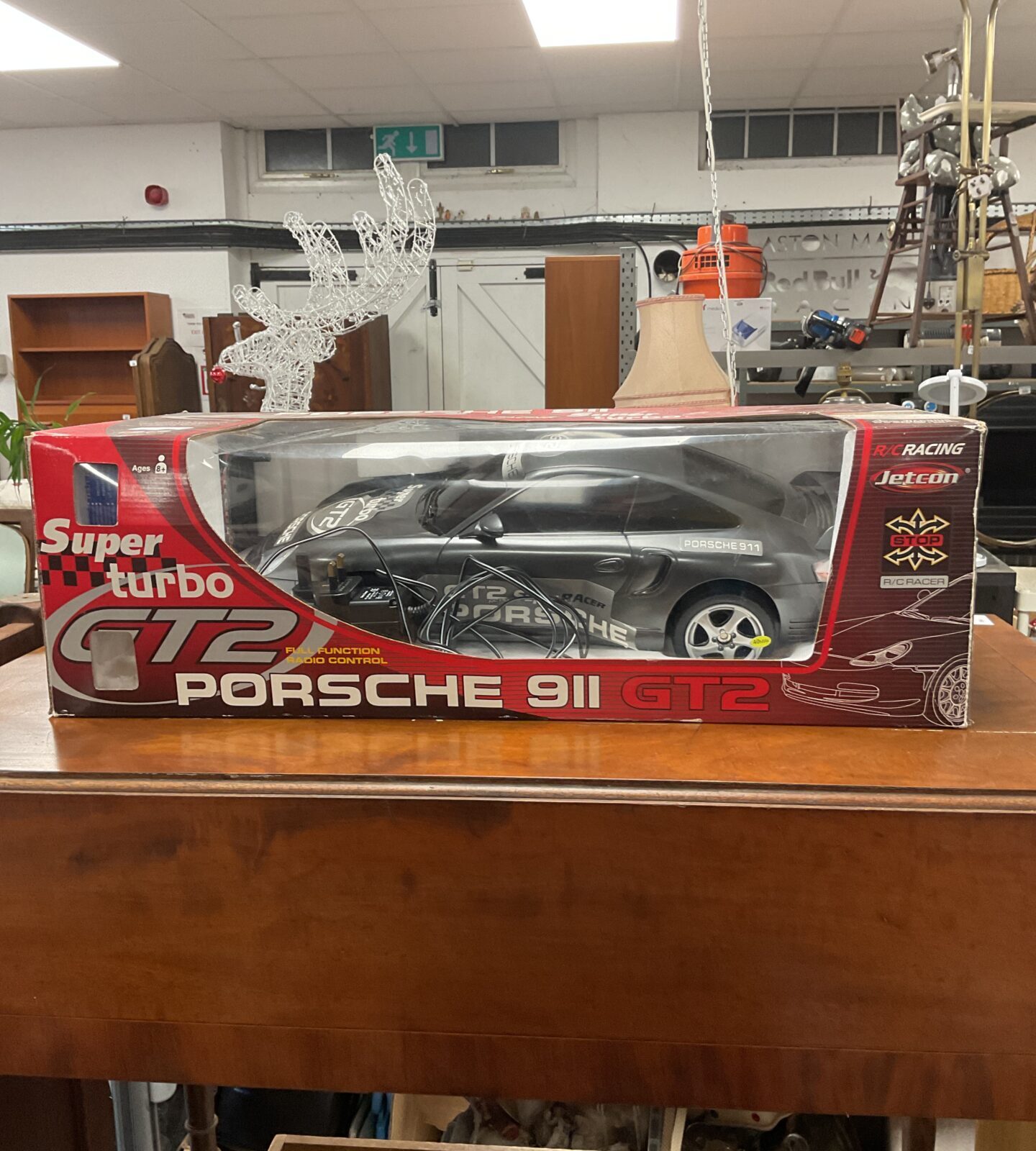 Jetcon super turbo Porsche 911 GT2 radio controlled car – Badgers Auctions