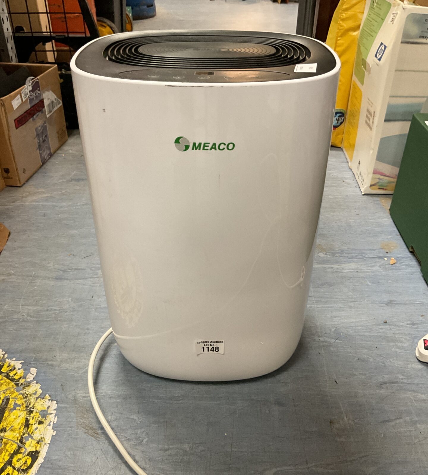 A white meacodry abc 12L compressor dehumidifier – Badgers Auctions