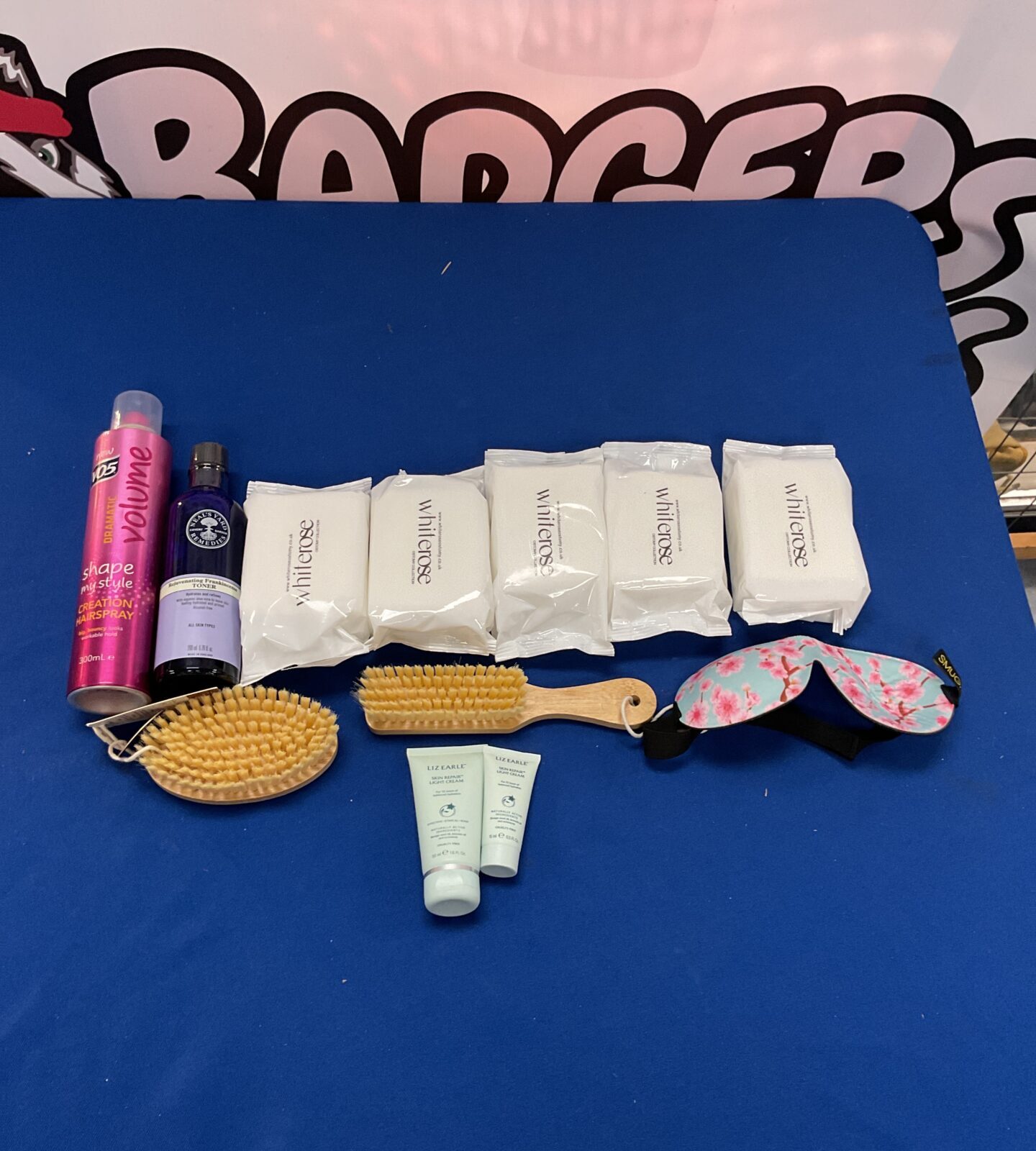 Box of mixed inc hairspray, skin care and brushes – Badgers Auctions