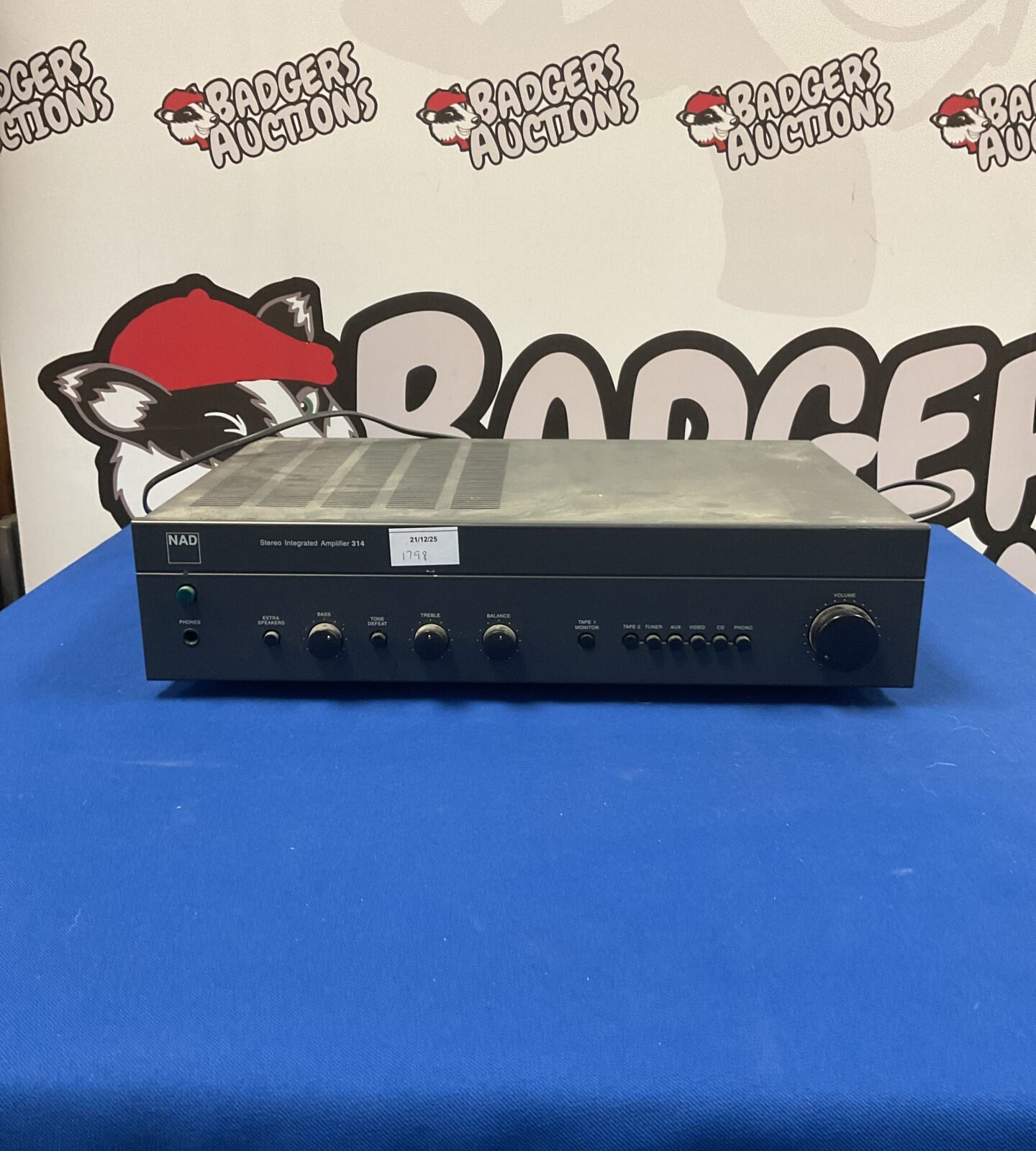 NAD Stereo Integrated Amplifier 314 – Badgers Auctions