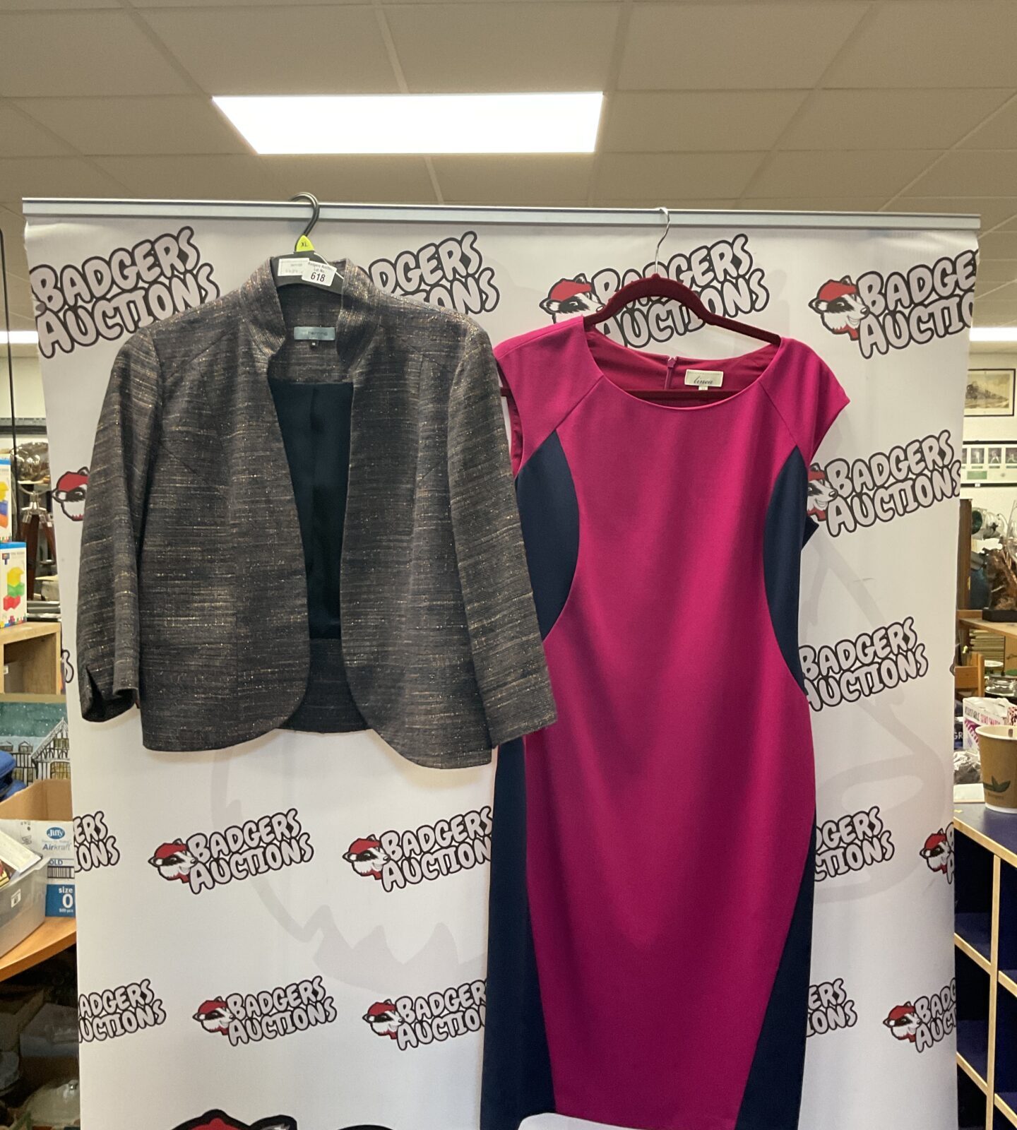 Redherring blazer and linea dress – Badgers Auctions