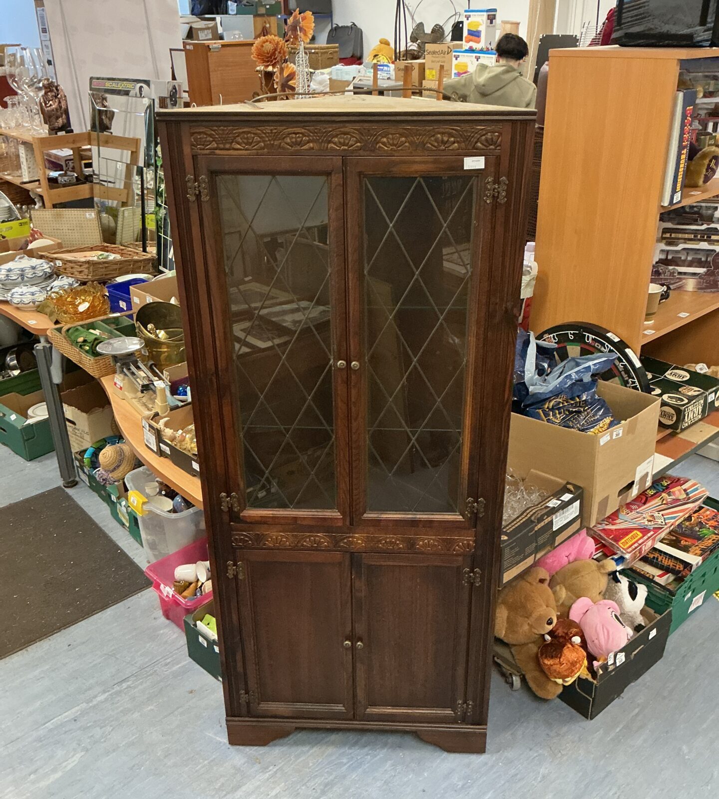 Vintage Corner display Cabinet with glass shelves & lights H66”xW29 ...