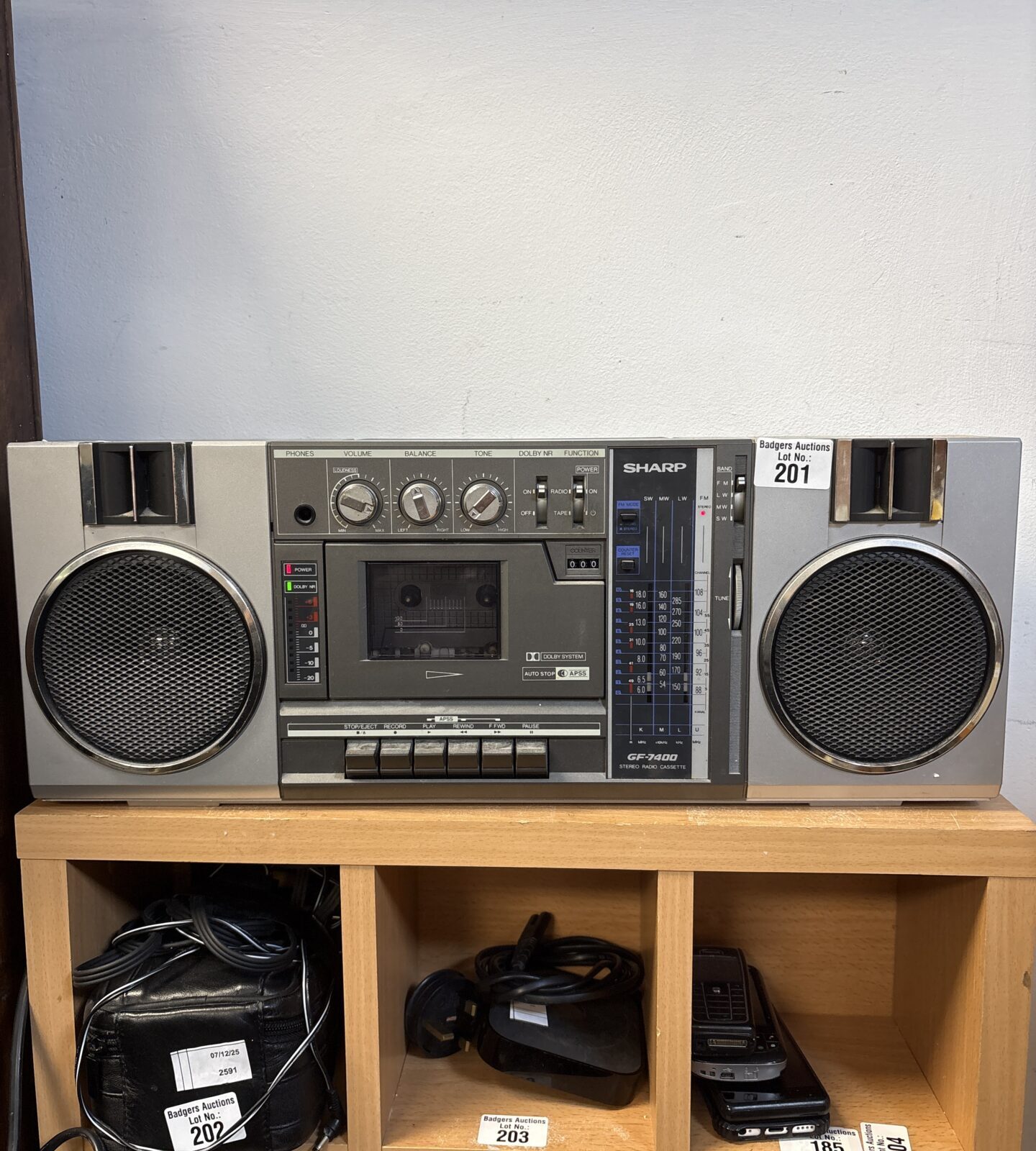 Sharp GF-7400 Stereo Radio Cassette Player Working – Badgers Auctions