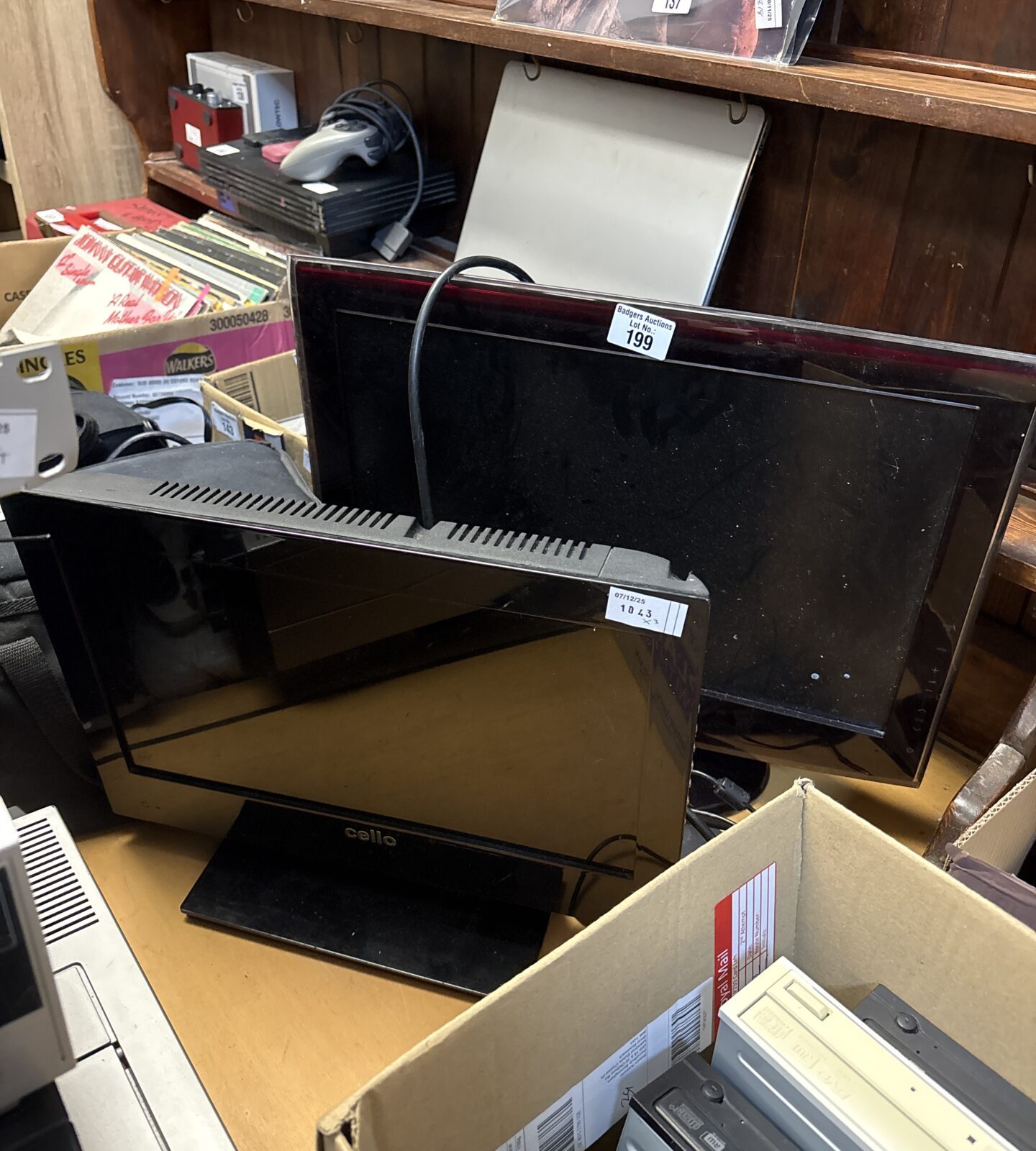 Two super slim tvs inc Samsung – Badgers Auctions