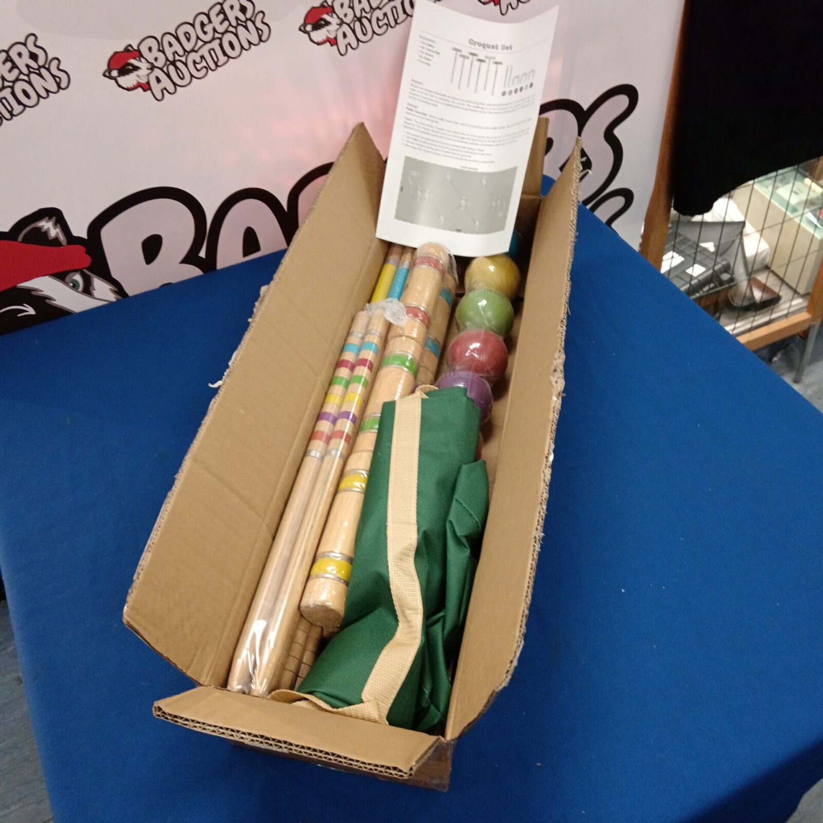 New Taylor brown croquet set – Badgers Auctions