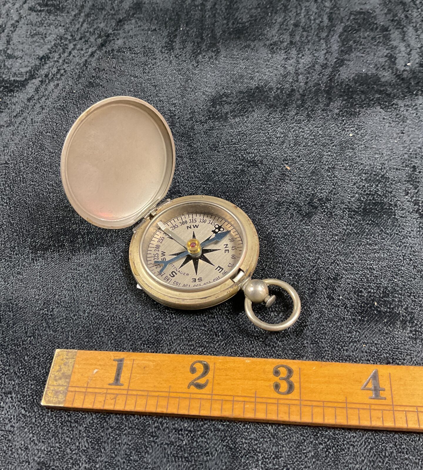 ww2 us witnauer pendant compass – Badgers Auctions