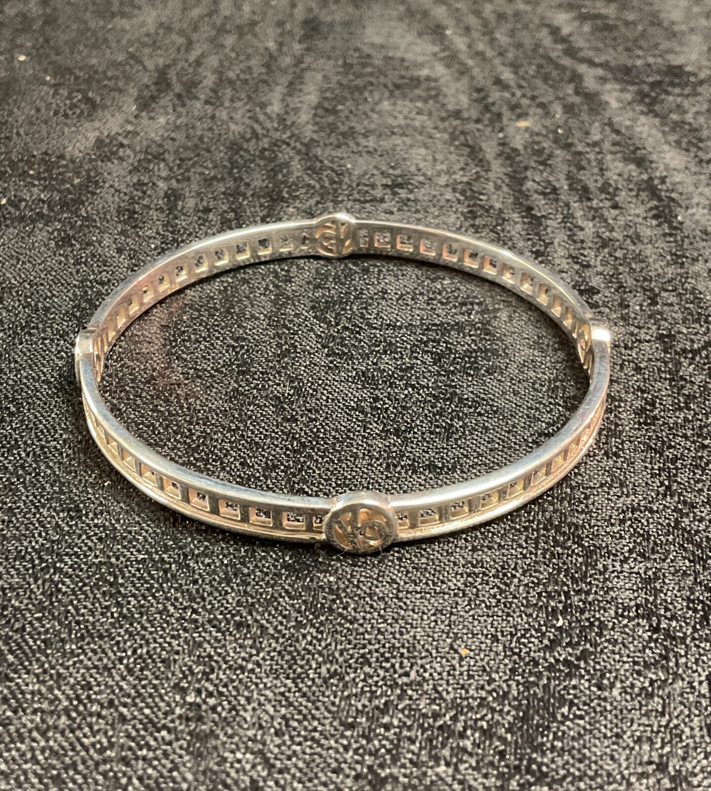 925 silver celtic style bracelet 16g – Badgers Auctions