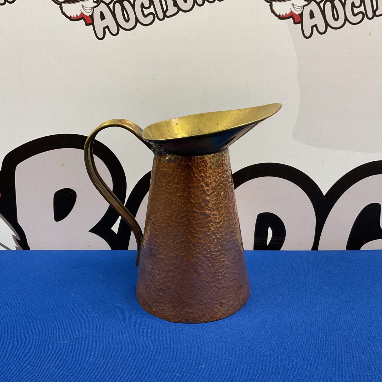 Antique copper & brass 29cm jug – Badgers Auctions
