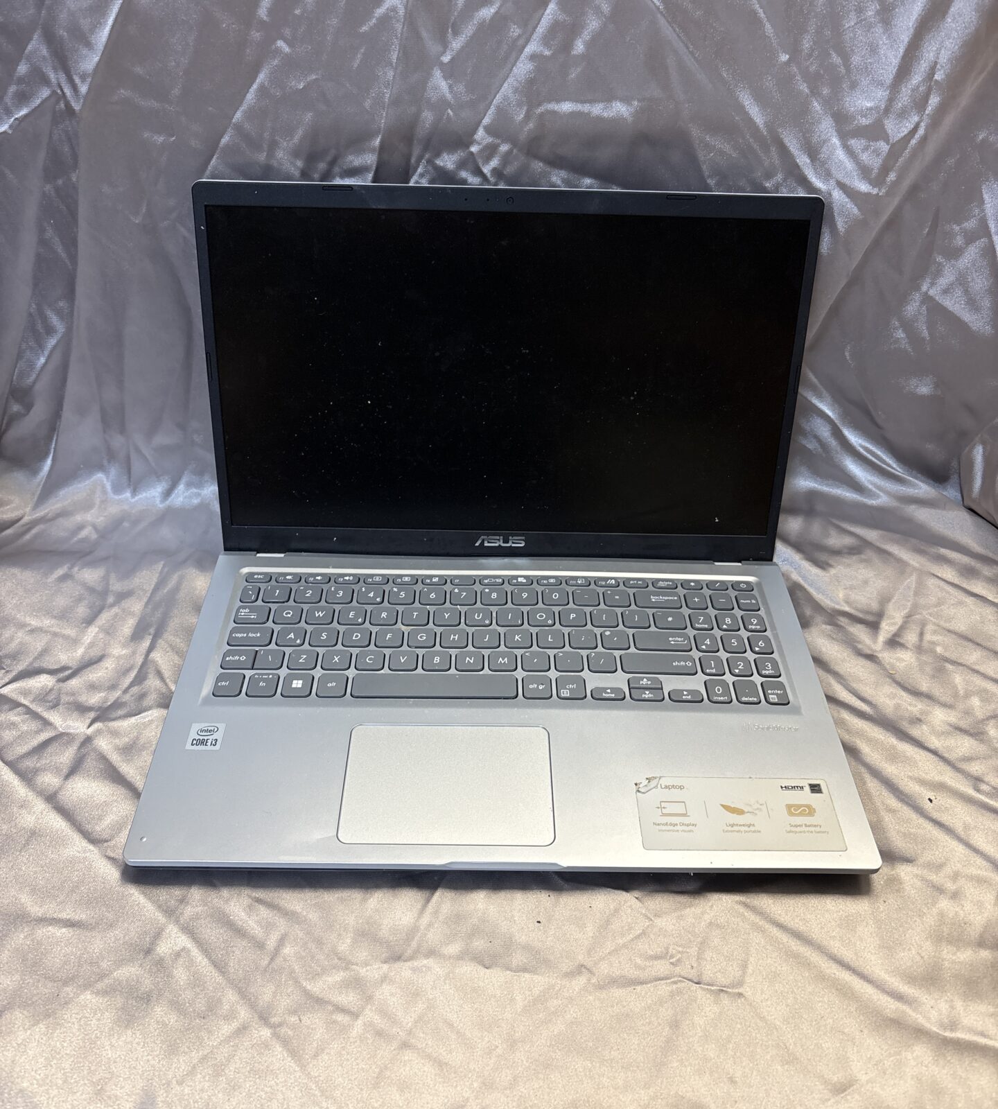 Asus X515J laptop – Badgers Auctions