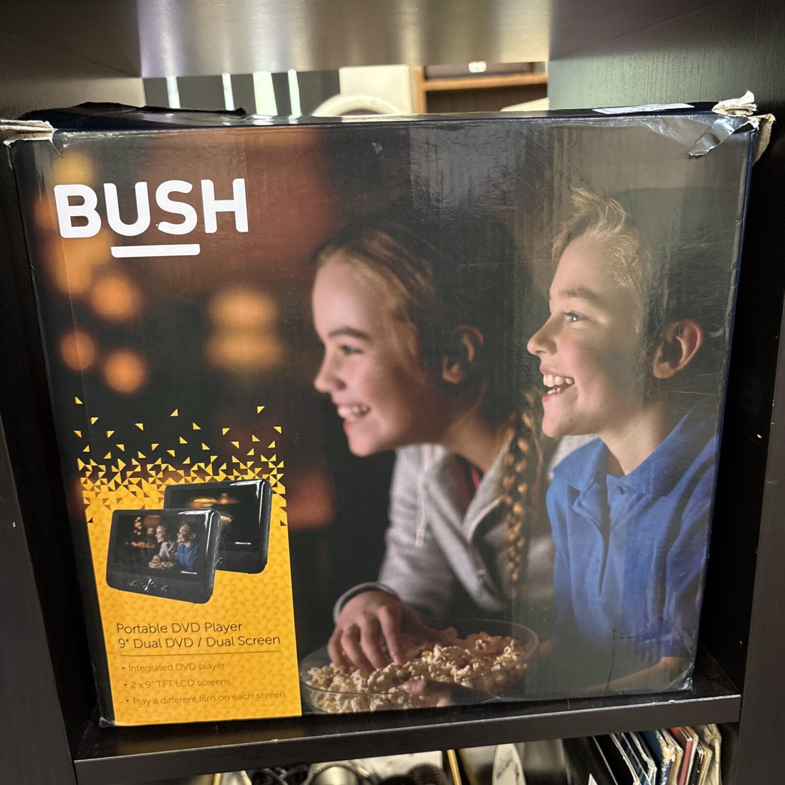 Boxed bush 9 inch portable DVD player – Badgers Auctions