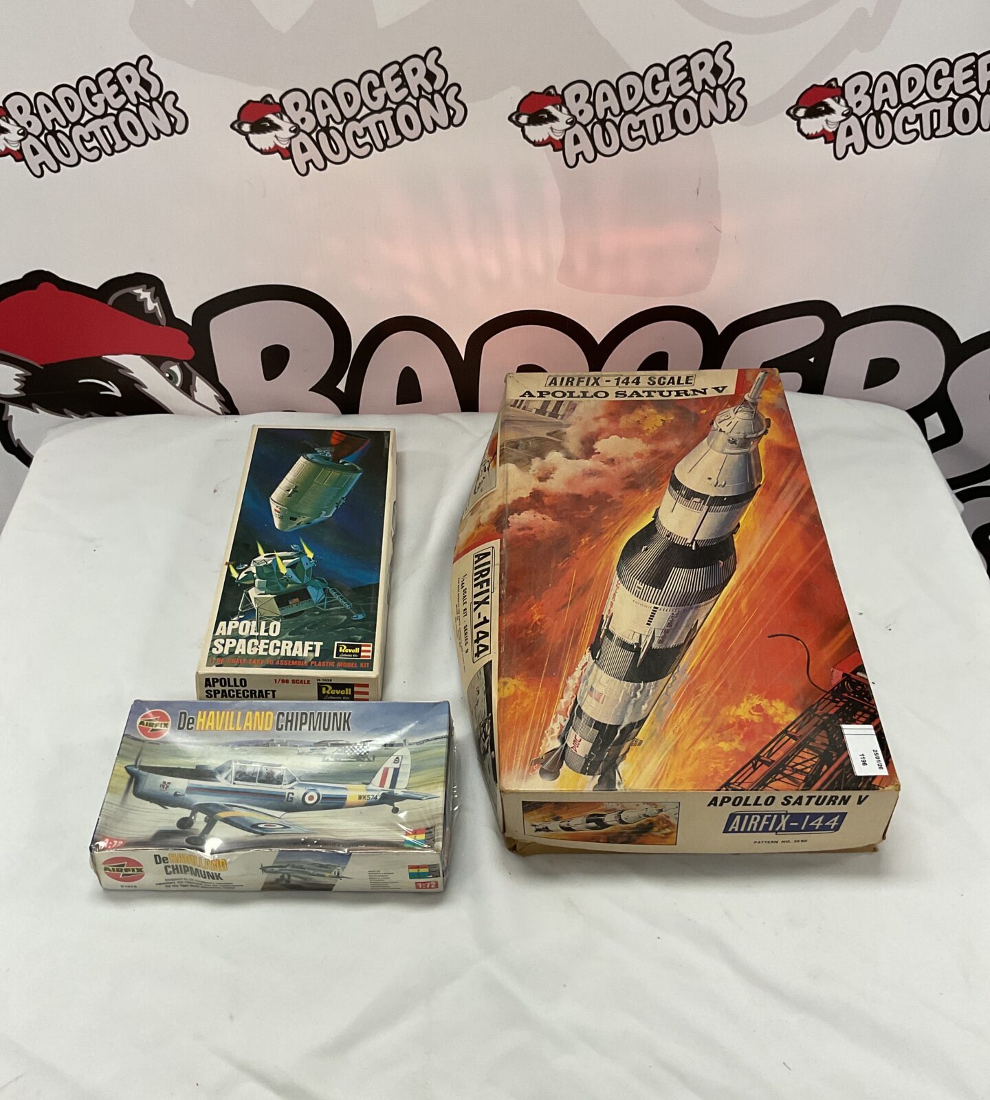 Revell Apollo Spacecraft 1/96 model kit, Airfix-144 Apollo Saturn V 1/ ...