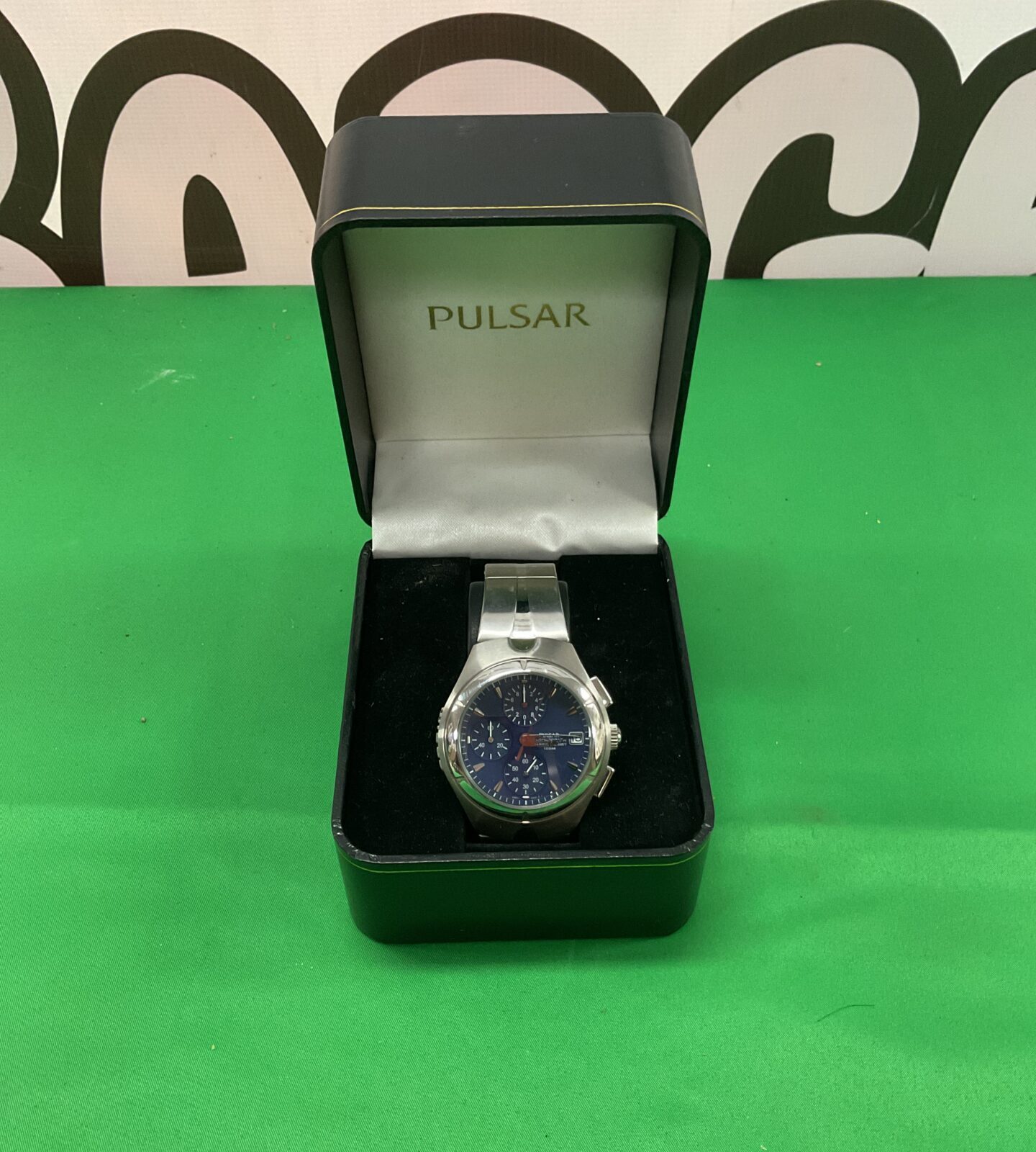 Pulsar Wired chronograph water resistant wristwatch – Badgers Auctions