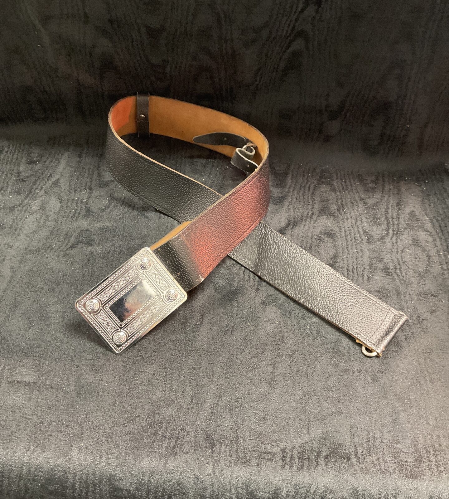 Scottish kilt belt – Badgers Auctions