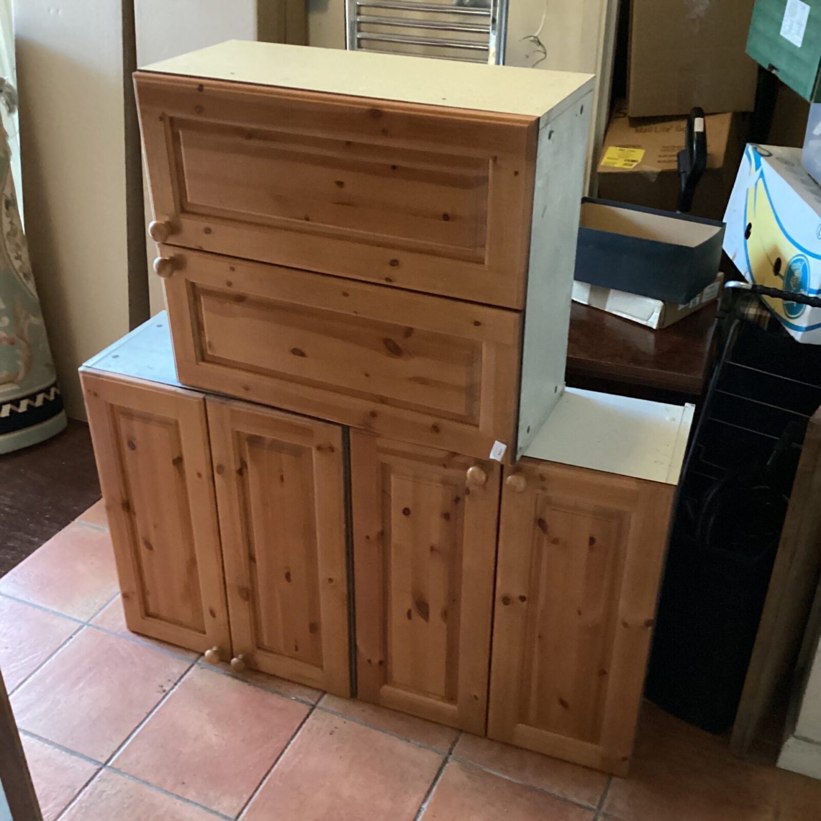 Three pine kitchen cupboards – Badgers Auctions