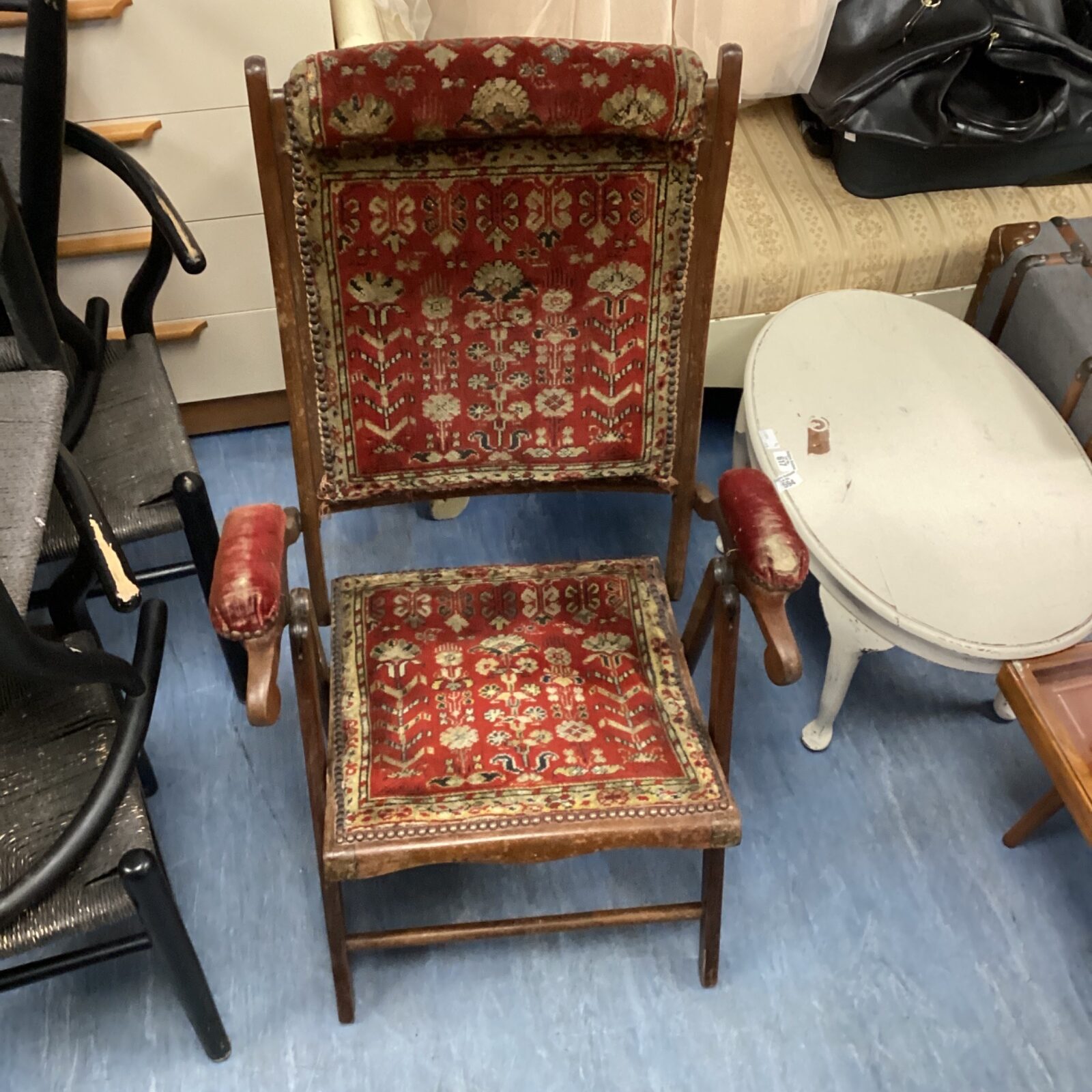 Antique Jas shoolbred & co folding upholstered chair – Badgers Auctions