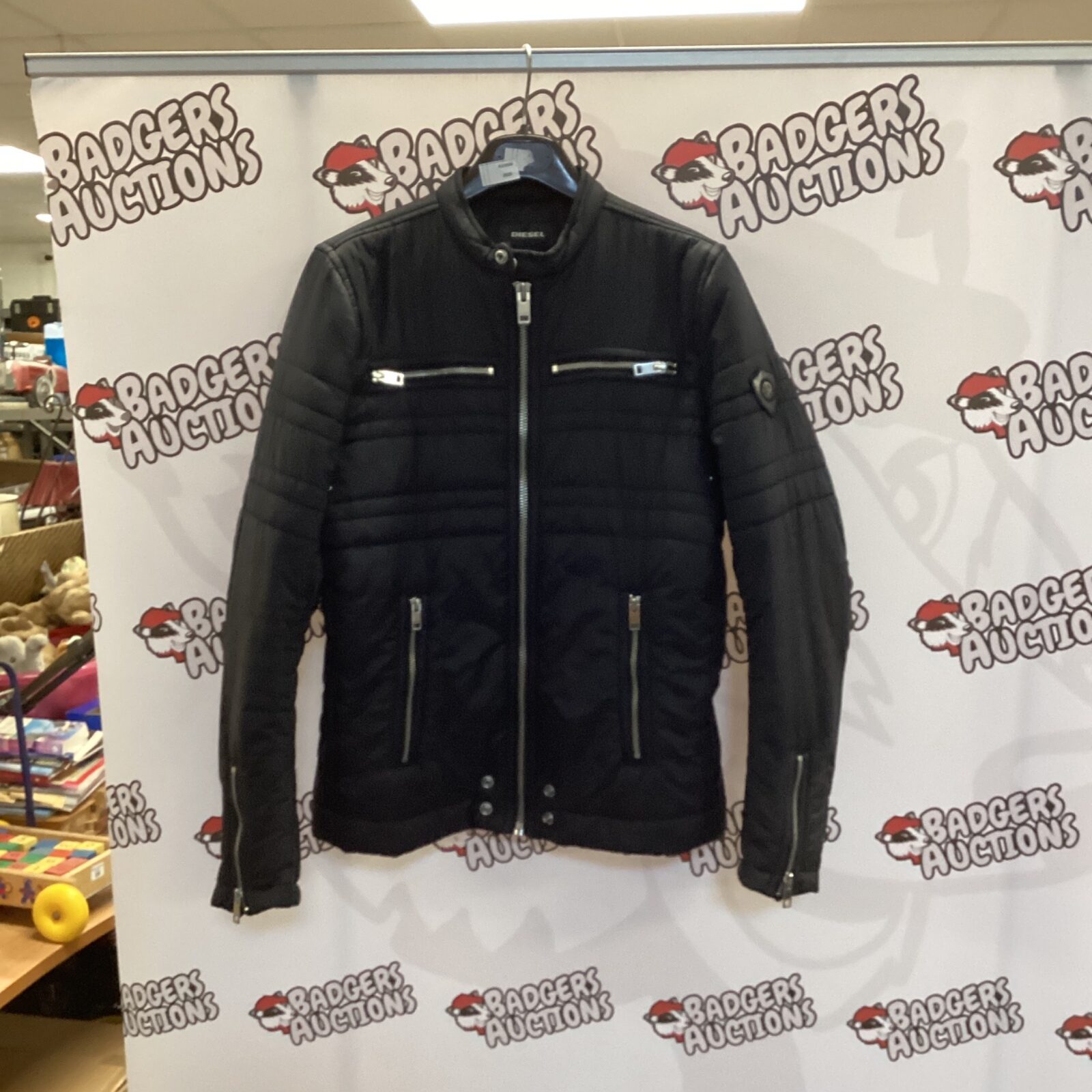 Diesel jacket size S/M – Badgers Auctions