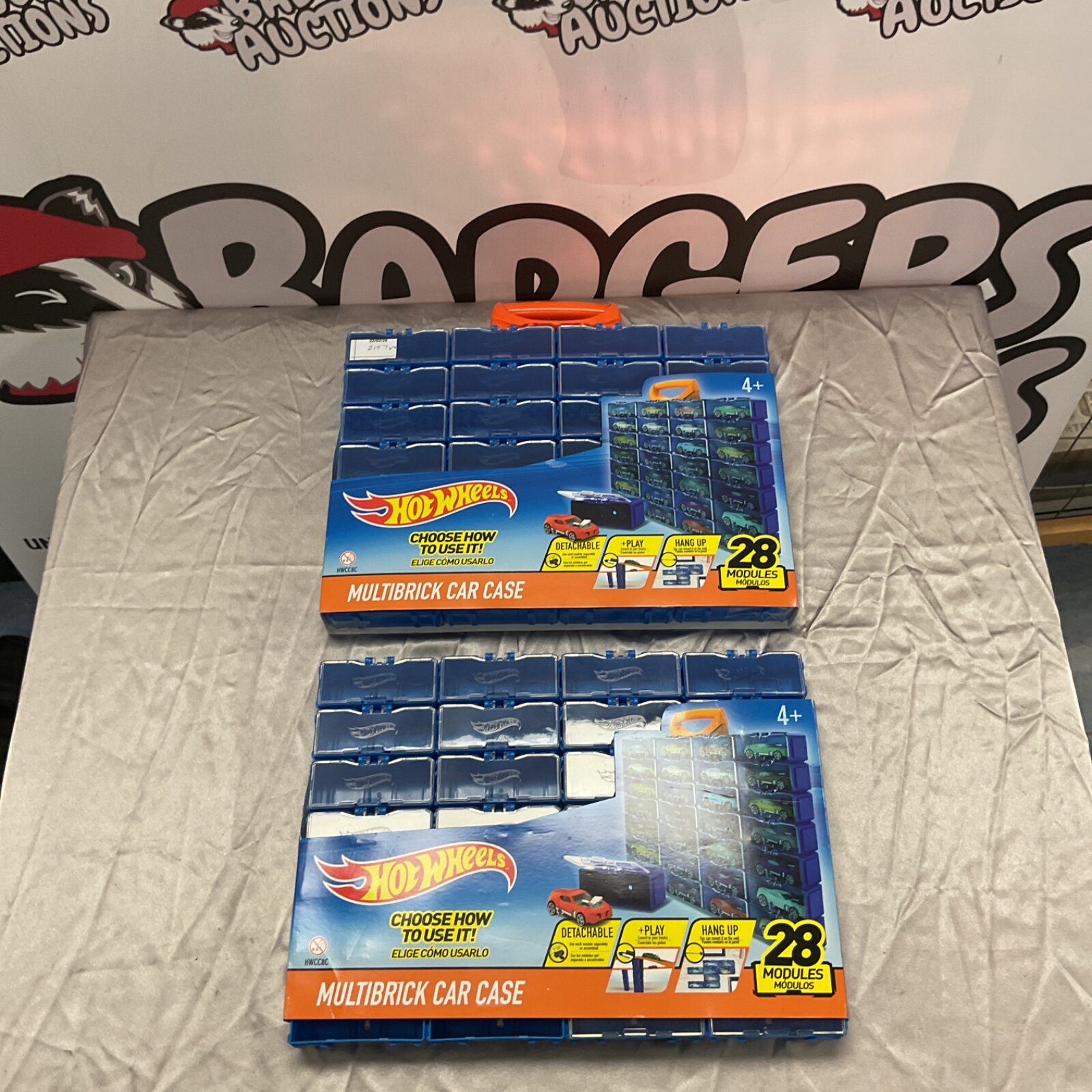 Two Hot Wheels MultiBrick Car Cases – Badgers Auctions