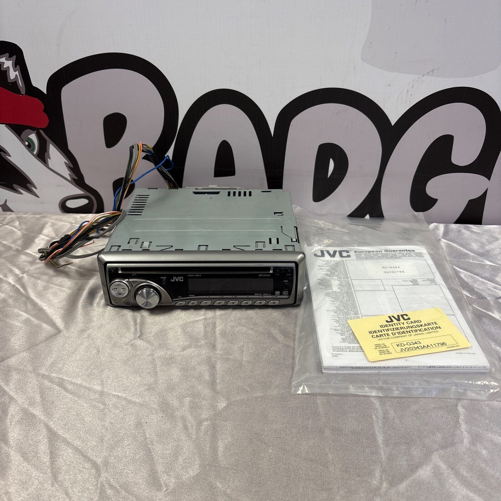 JVC CD Receiver model KD – D343 – Badgers Auctions