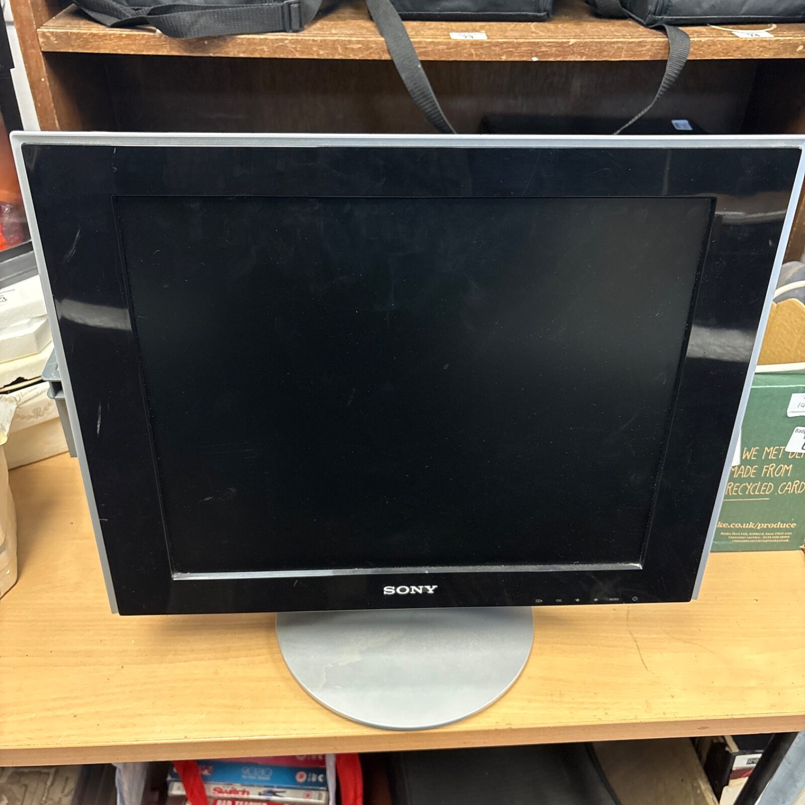 Sony TFTLCD colour computer display screen model SDM – HS73 – Badgers ...