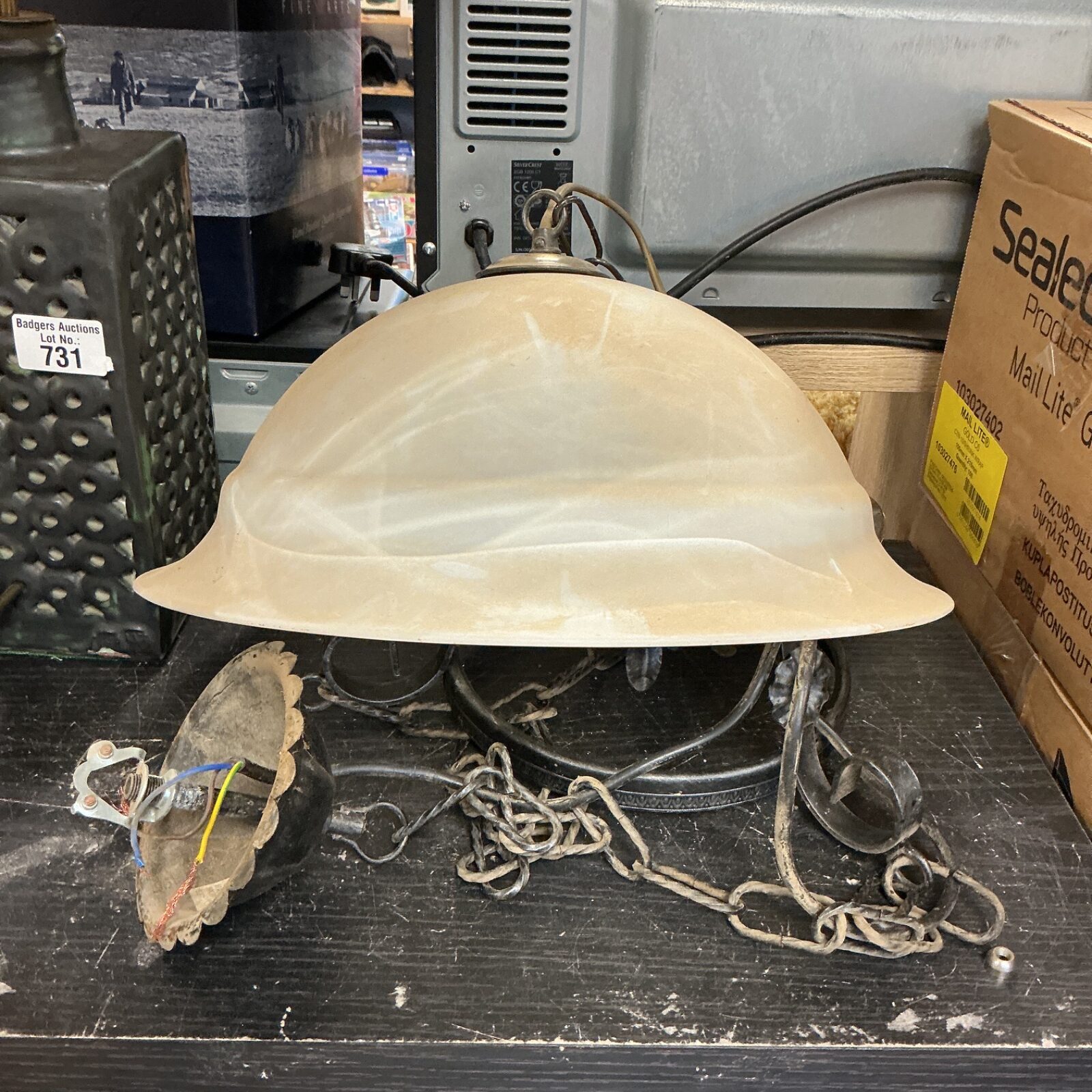 Metal ceiling light with shade – Badgers Auctions