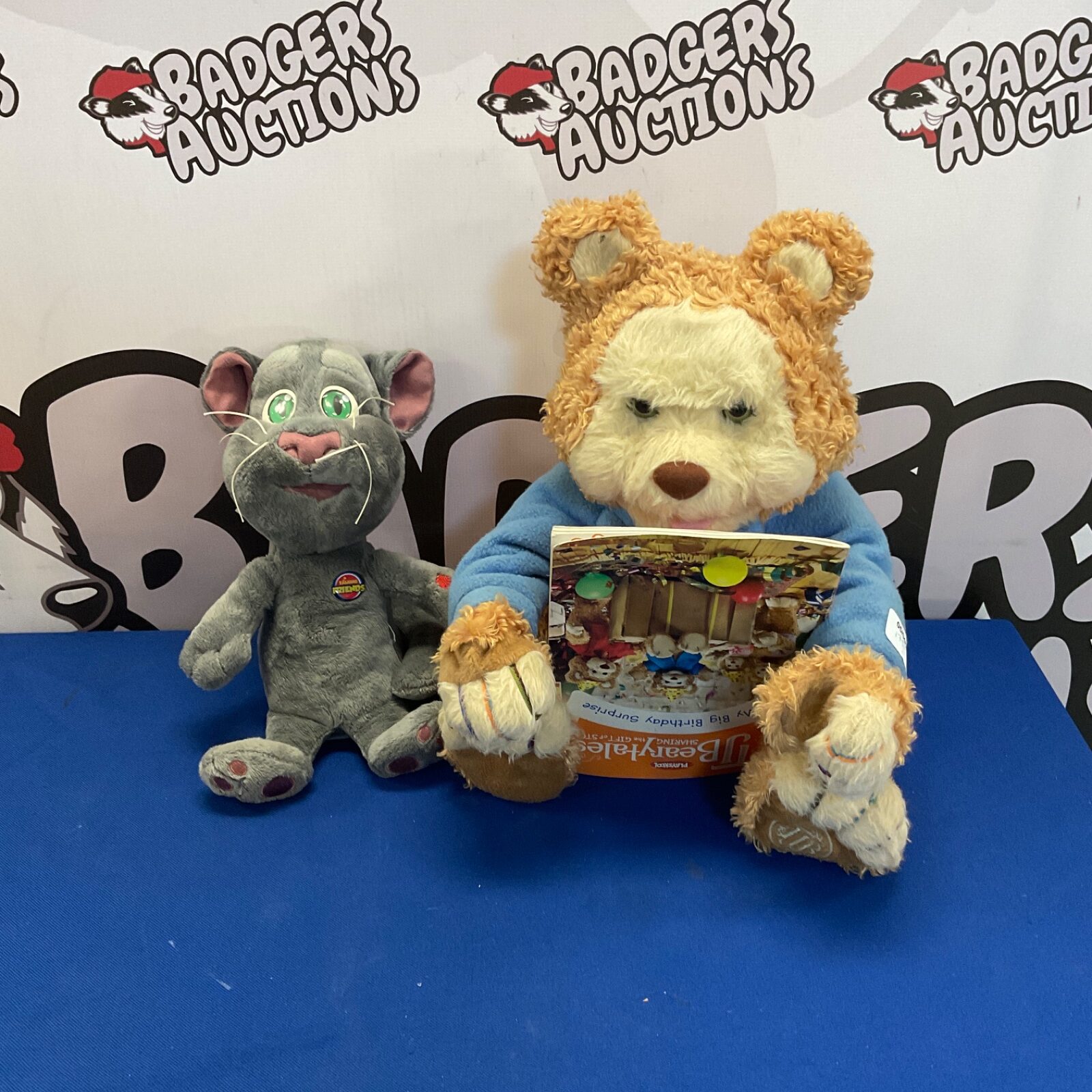 Talking Tom and Playskool TJ Bearytales electronic bear – Badgers Auctions